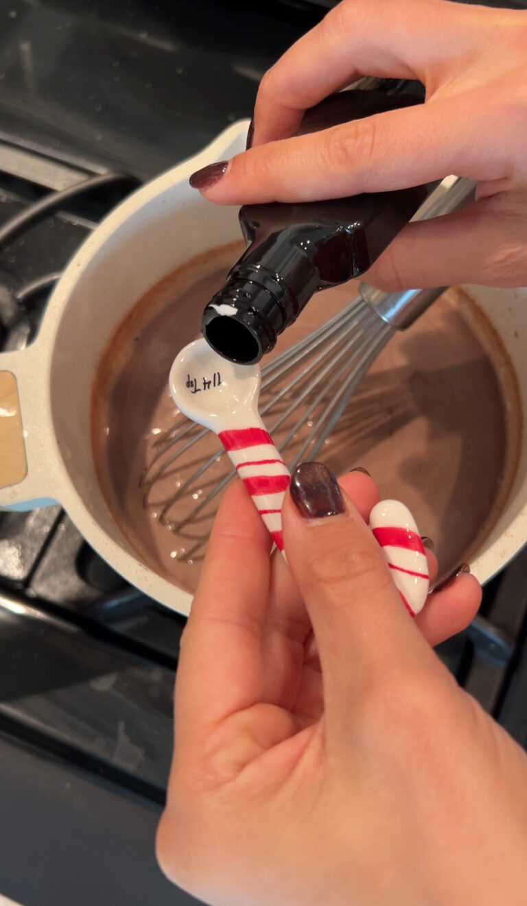 Homemade Peppermint Hot Chocolate (Rich, Creamy, Stovetop Recipe) - The ...